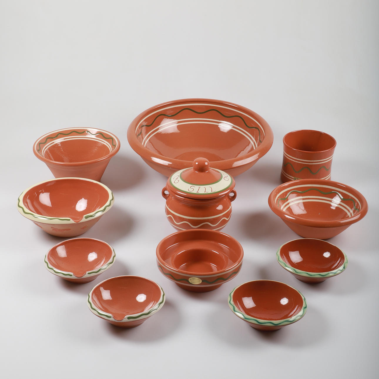 BOWLS ETC., 11 pieces, glazed ceramic, fol. and. Klippan pottery ...