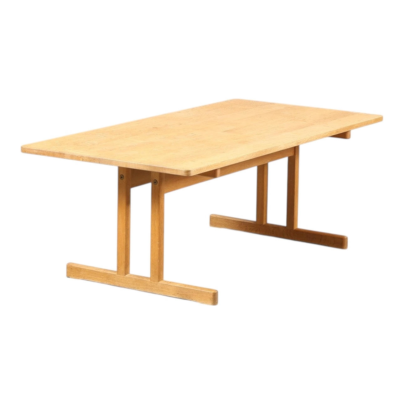 BØRGE MOGENSEN. Fredericia Chair Factory. Shaker coffee table made of ...