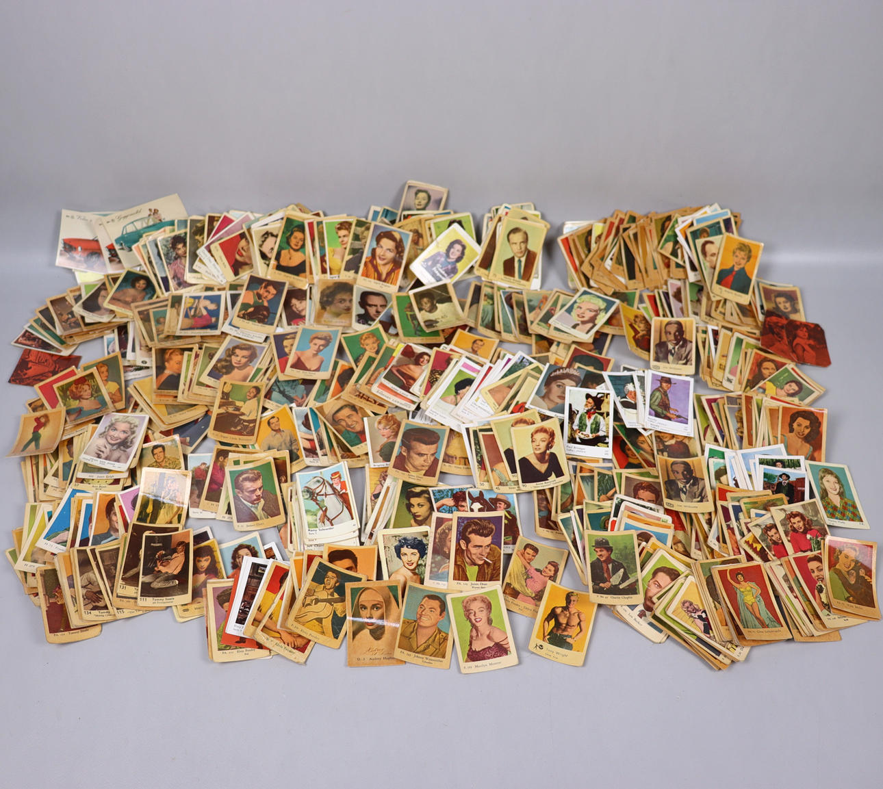 COLLECTIBLES/FILMS, various, Brigit Bardot, Marilyn Monroe, Elvis ...