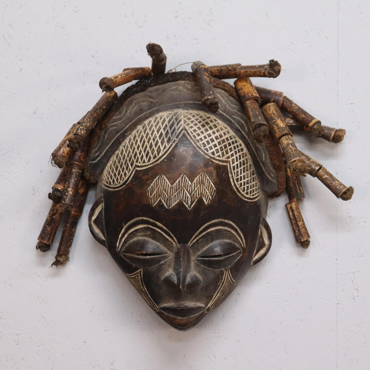 CHOKWE, woodworm, Angola, Africa, Mwana Pwo (Young woman ...