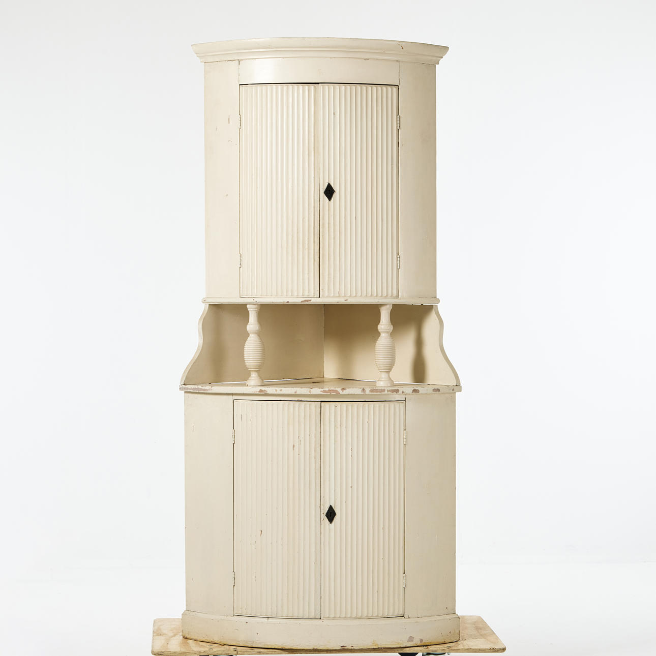 CORNER CABINET, circa 1900, Gustavian style, white painted, fluted ...