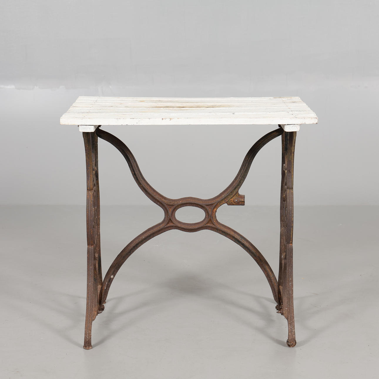 NÄHMASCHINENSOCKEL mit Scheibe, Holz/Metall. Singer Manufacturing ...