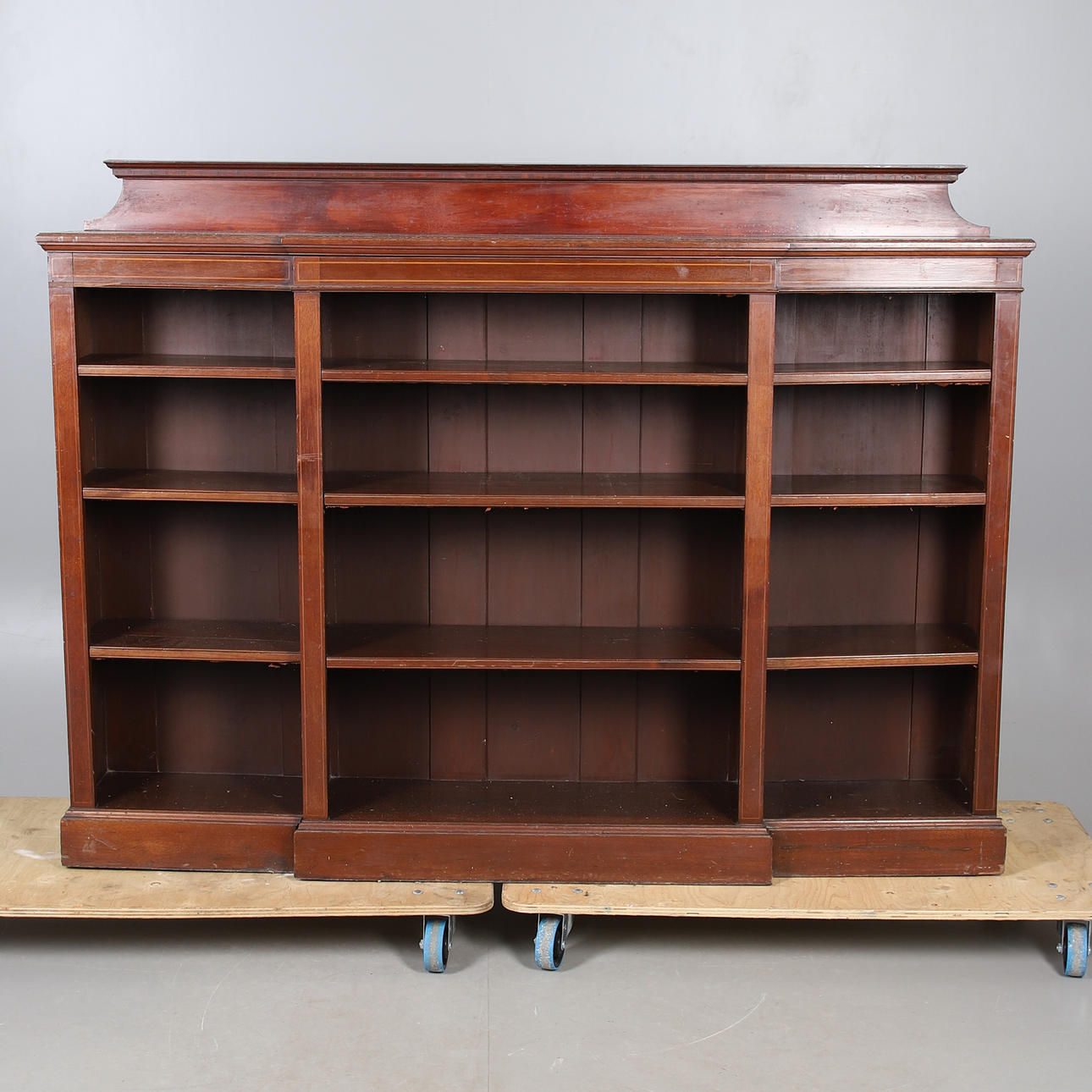 AN EDWARDIAN MAGOHANY BREAK FRONT OPEN BOOKCASE. Furniture - Cupboards ...
