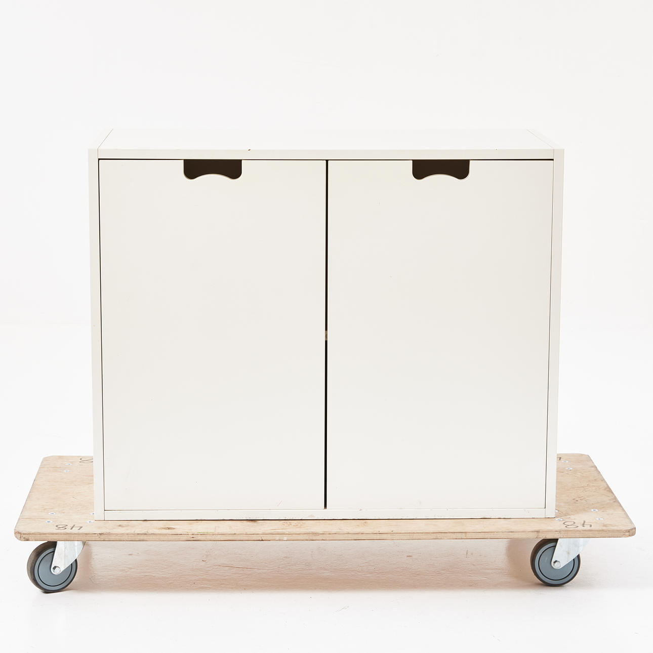 JONAS BOHLIN OCH TOMAS SANDELL. “Snow”, cabinet, Asplund, 1990s ...