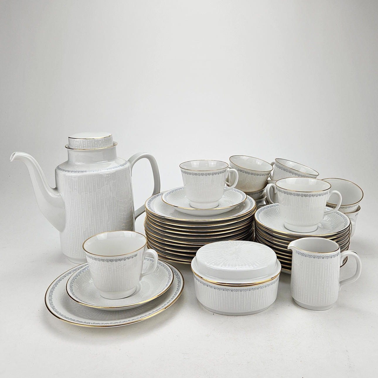 A 26-piece “Ritz” porcelain coffee set, Rörstrand. Ceramics & Porcelain ...