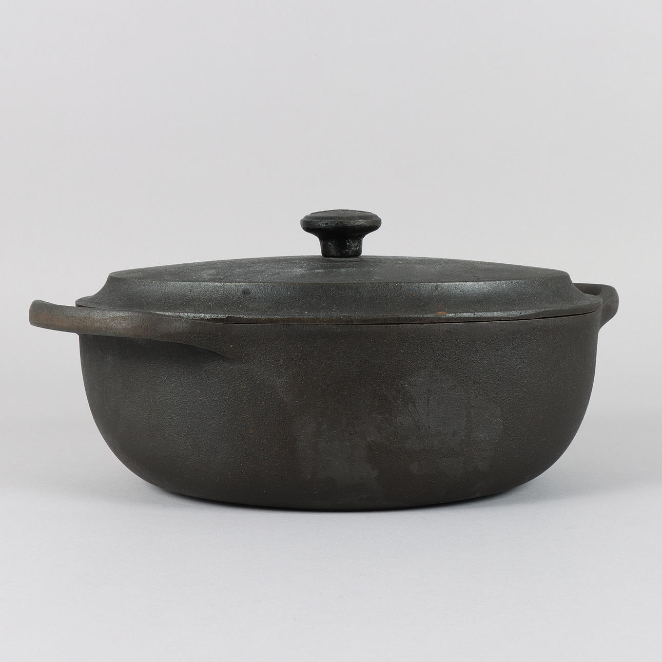 CAST IRON STEWPAN, Skeppshult 4 liters. Miscellaneous - Miscellaneous ...