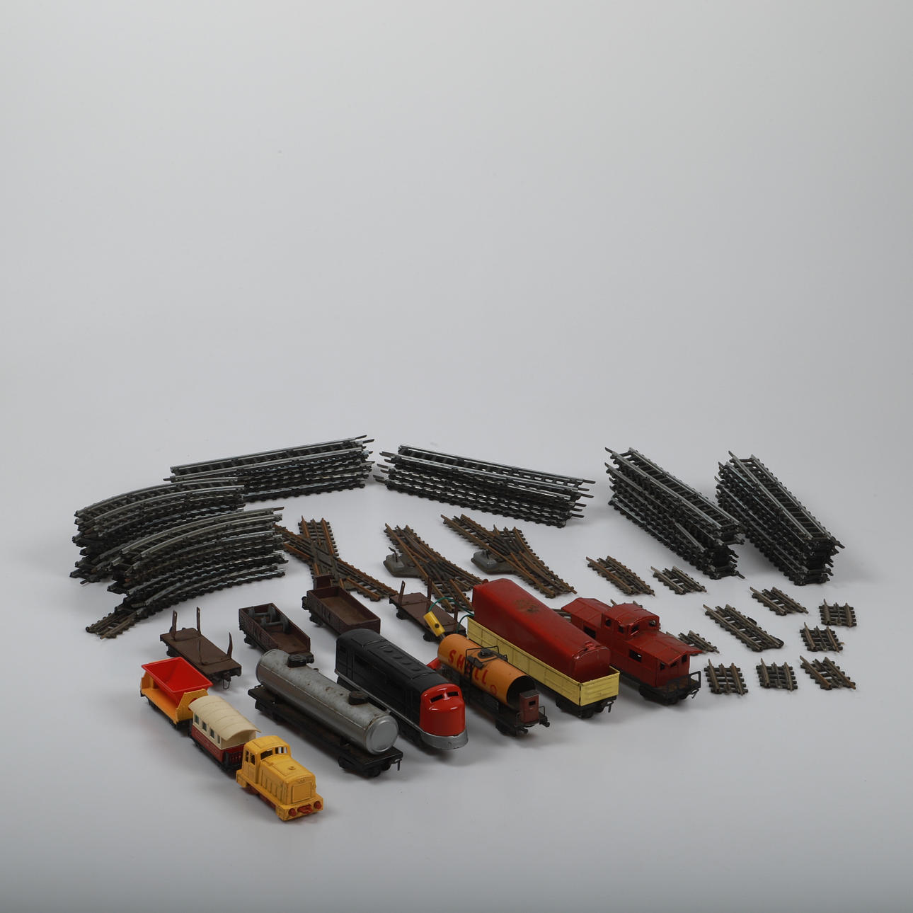 MODEL RAILWAY M. M., sheet metal, fol. a. Sign of Quality, Japan. Toys ...