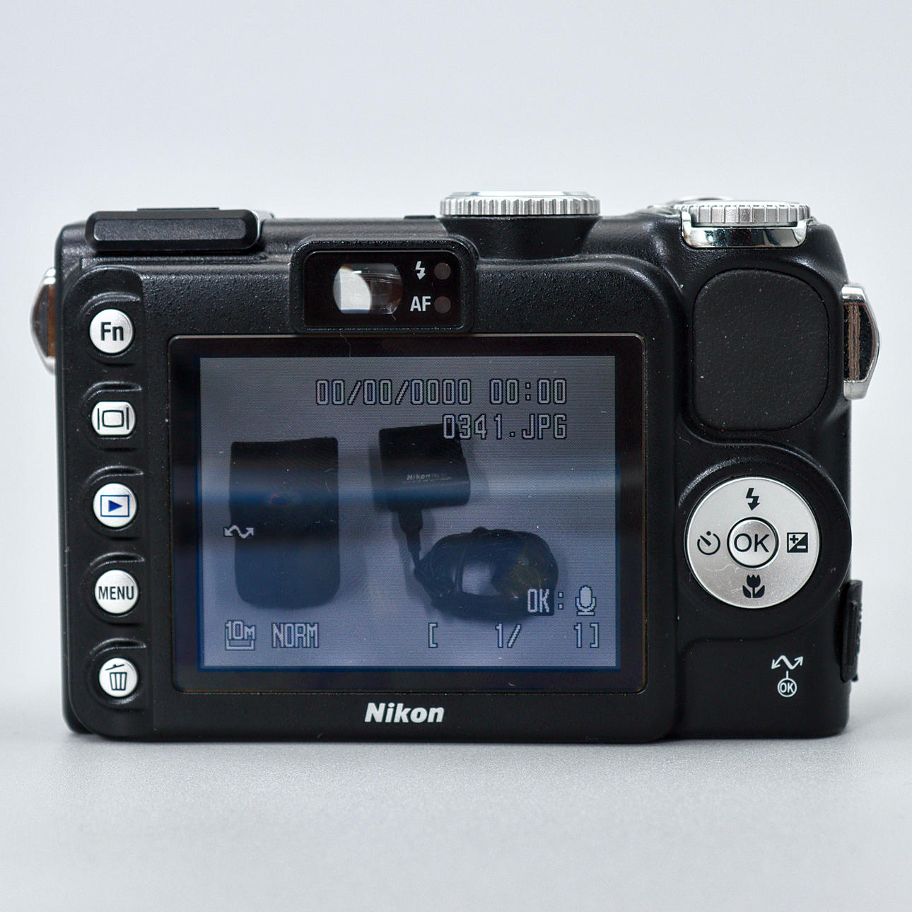 NIKON COOLPIX P5000 LENS NIKKOR 3.5X OPTICAL ZOOM VR 7.5-26.3MM 1:2.7-3 ...