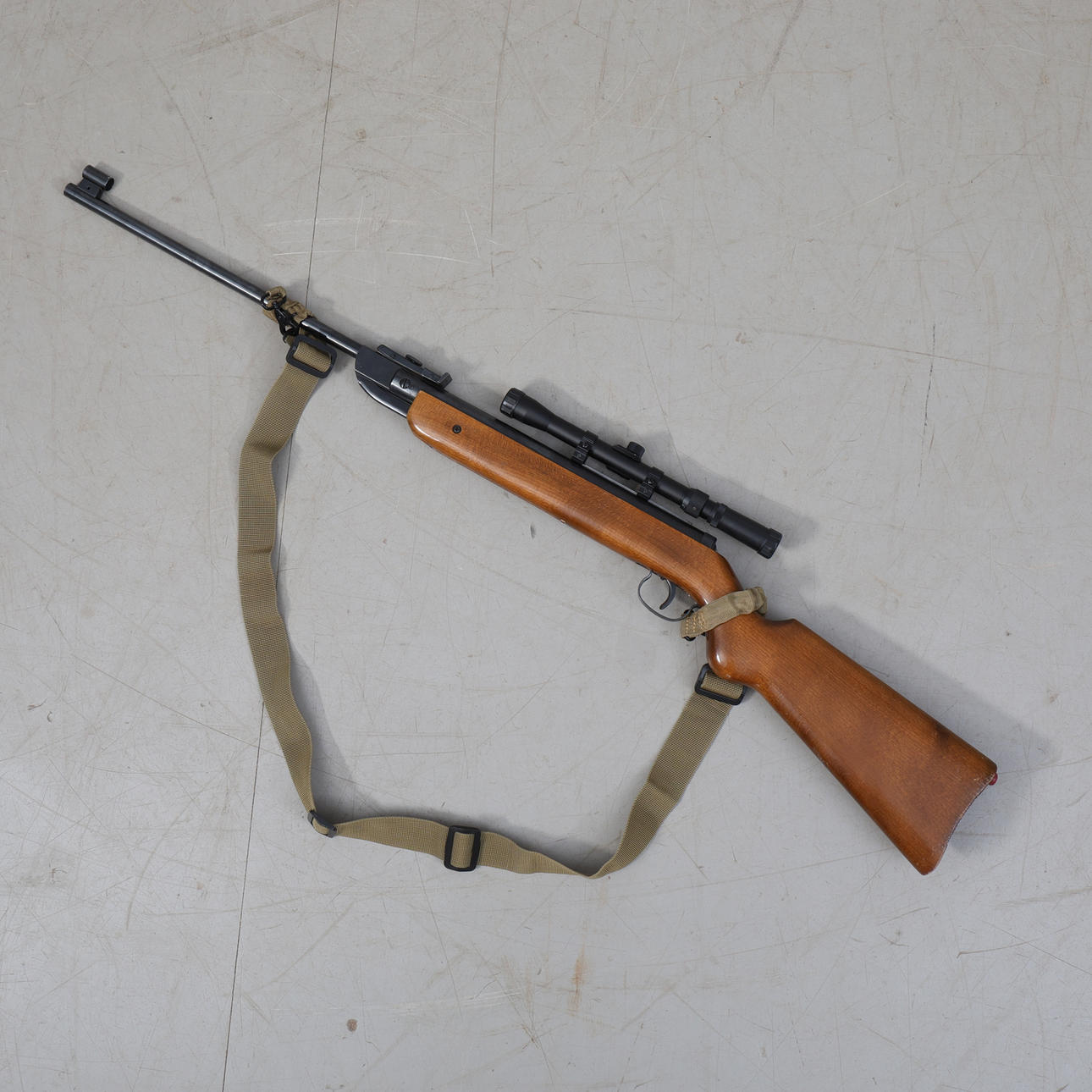 AIRGUN and binoculars, Diana Mod 27, caliber 4,5. Germany. Weapons ...