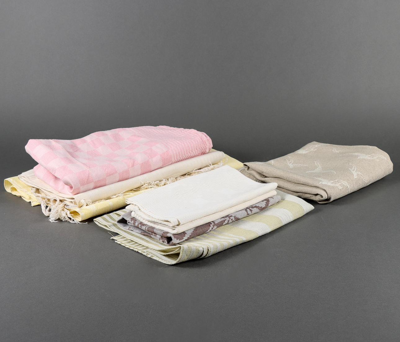 DUKAR med mera, Klässbols Linneväveri. Mattor & Textil - Textil - Auctionet
