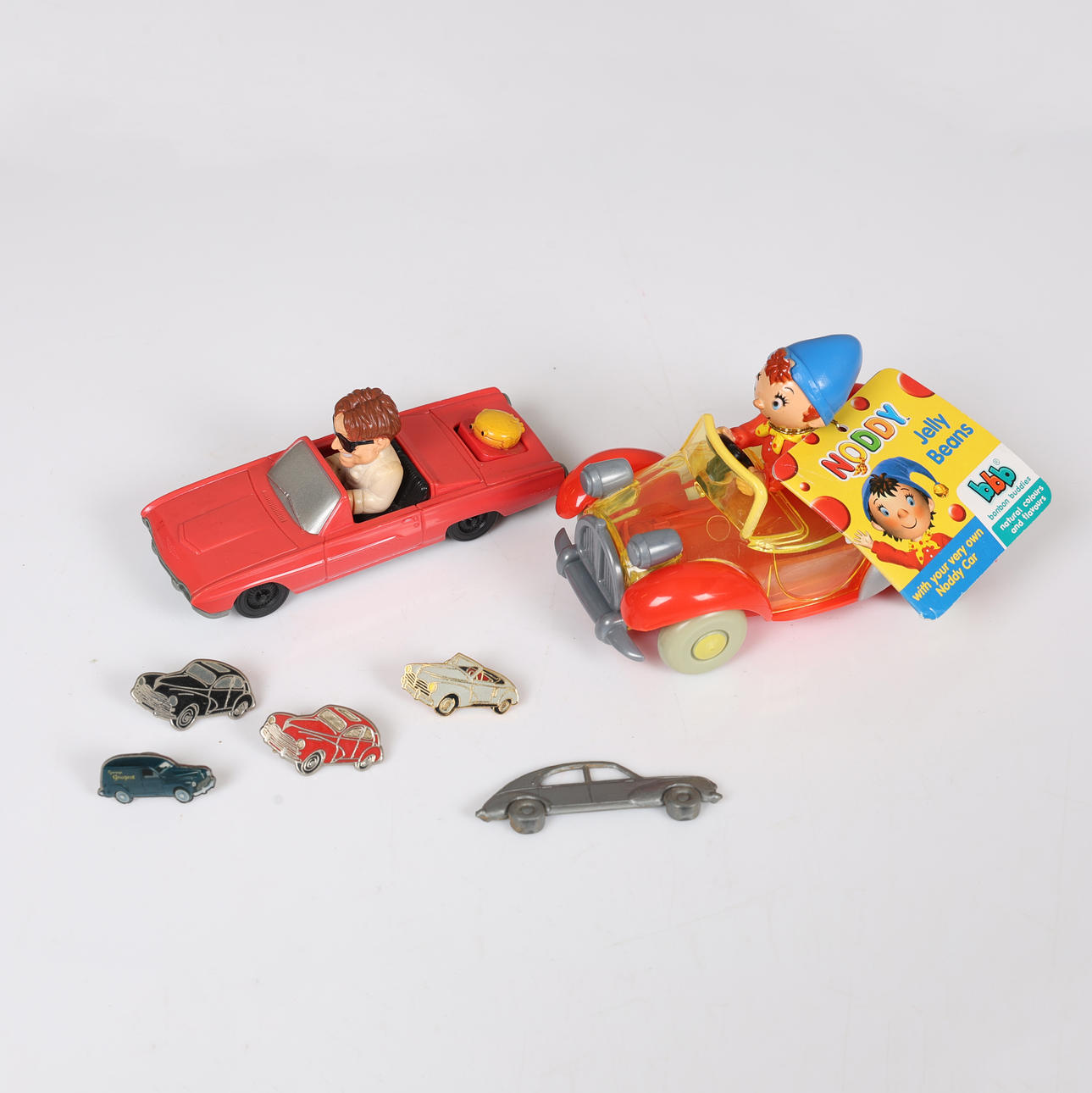A NODDY CAR, A MCDONALDS FORD THUNDERBIRD, A COLLECTION OF CAR PIN ...