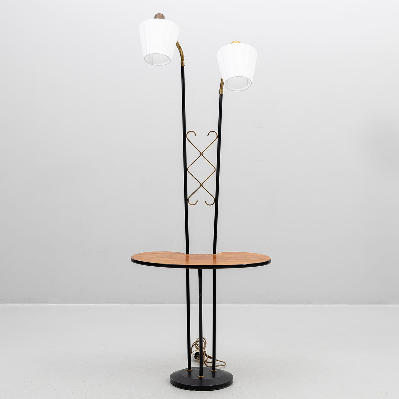 FLOOR LAMP with table, lacquered metal, top veneered in teak, 1950s ...