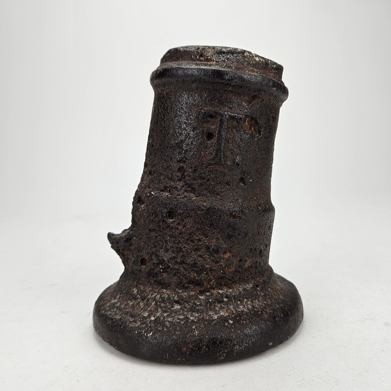 A 1600/18th century iron signal cannon tube. Weapons & Militaria - Guns ...