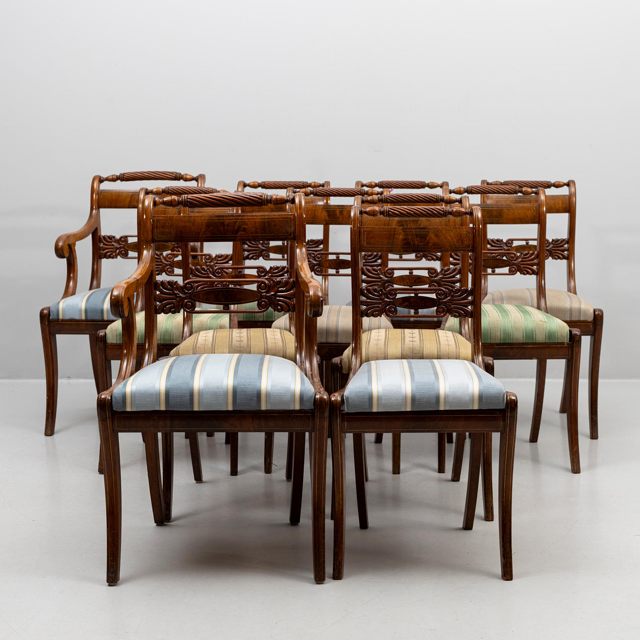 STOLAR, 11 st "Trafalgar chairs", 1800-tal. Möbler - Fåtöljer & Stolar ...