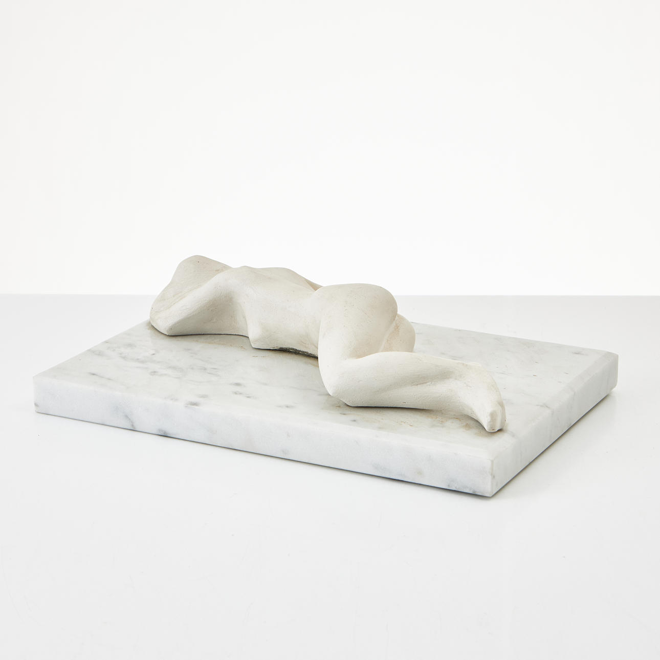 OKÄND KONSTNÄR. sculpture, sleeping figure, plaster mounted on marble ...