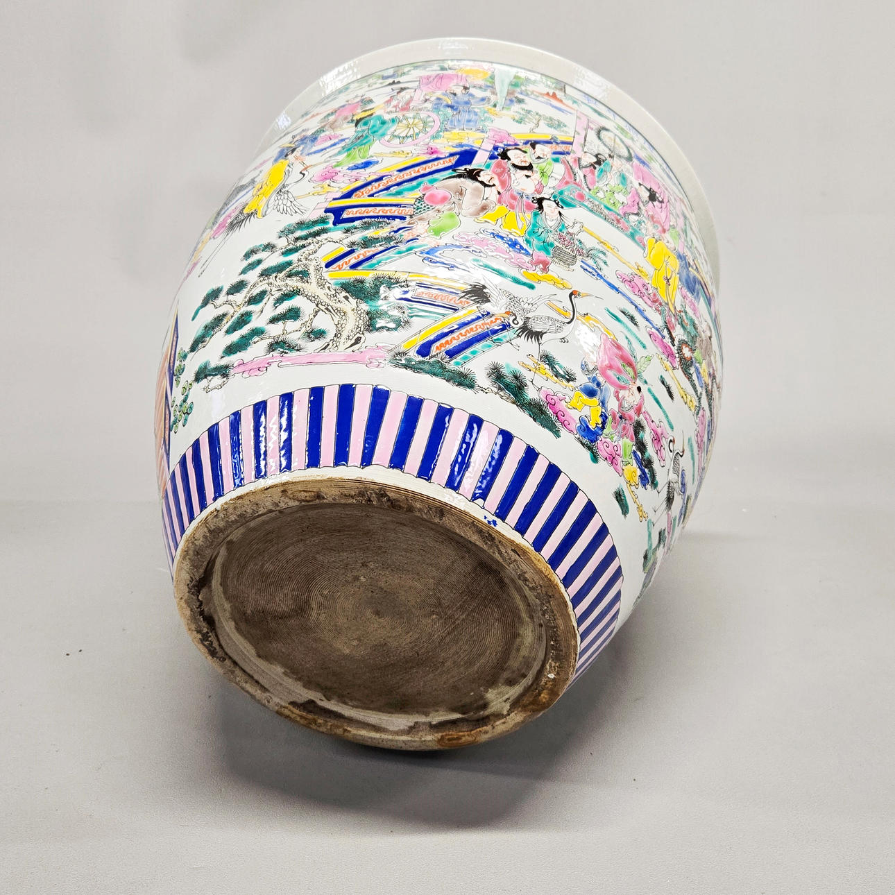 LARGE CHINESE PORCELAIN FISH BOWL. Asiatica - Ceramics & Porcelain ...