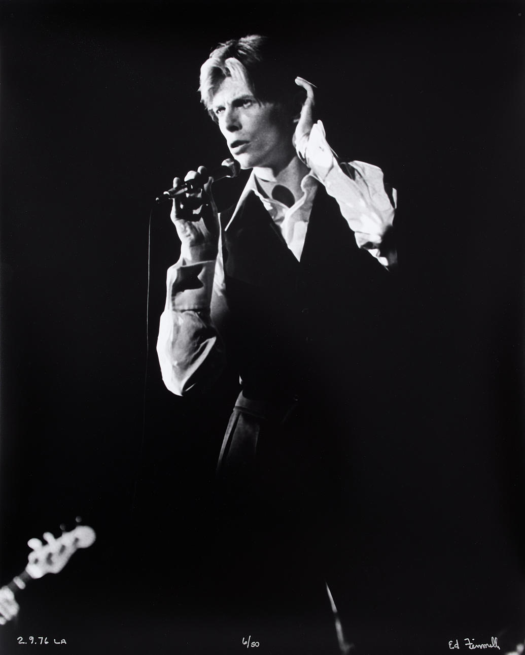 ED FINNELL (USA/SCHWEDEN, GEBOREN 1956). David Bowie als „The Thin ...