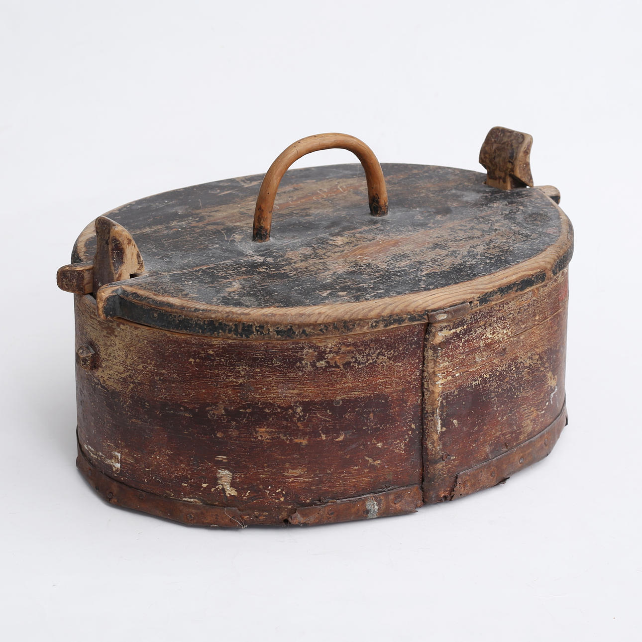 A 19th century general-purpose wash basin. Swedish Folk Art - Bowls ...