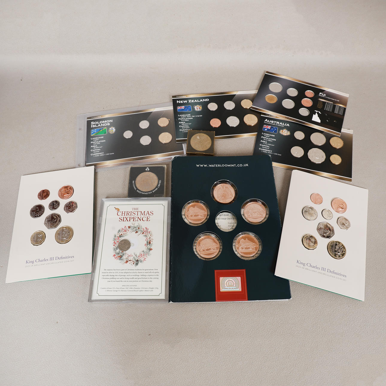 COIN COLLECTION. Coins, Medals & Stamps - Coins & Banknotes - Auctionet