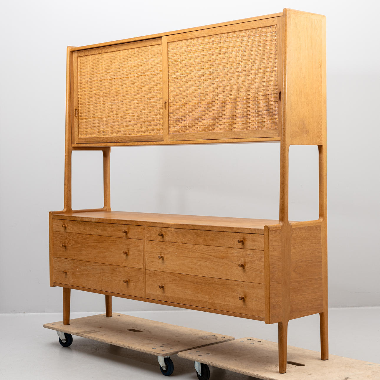 HANS J WEGNER. KAAPPI, tammi och rottinki, ”RY-20", Ry Møbler, Danmark ...