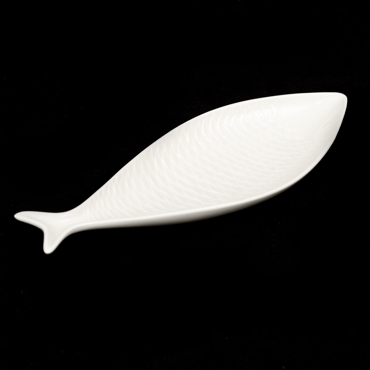 STIG LINDBERG. Barrel, in the form of fish, Gustavsberg. Ceramics ...