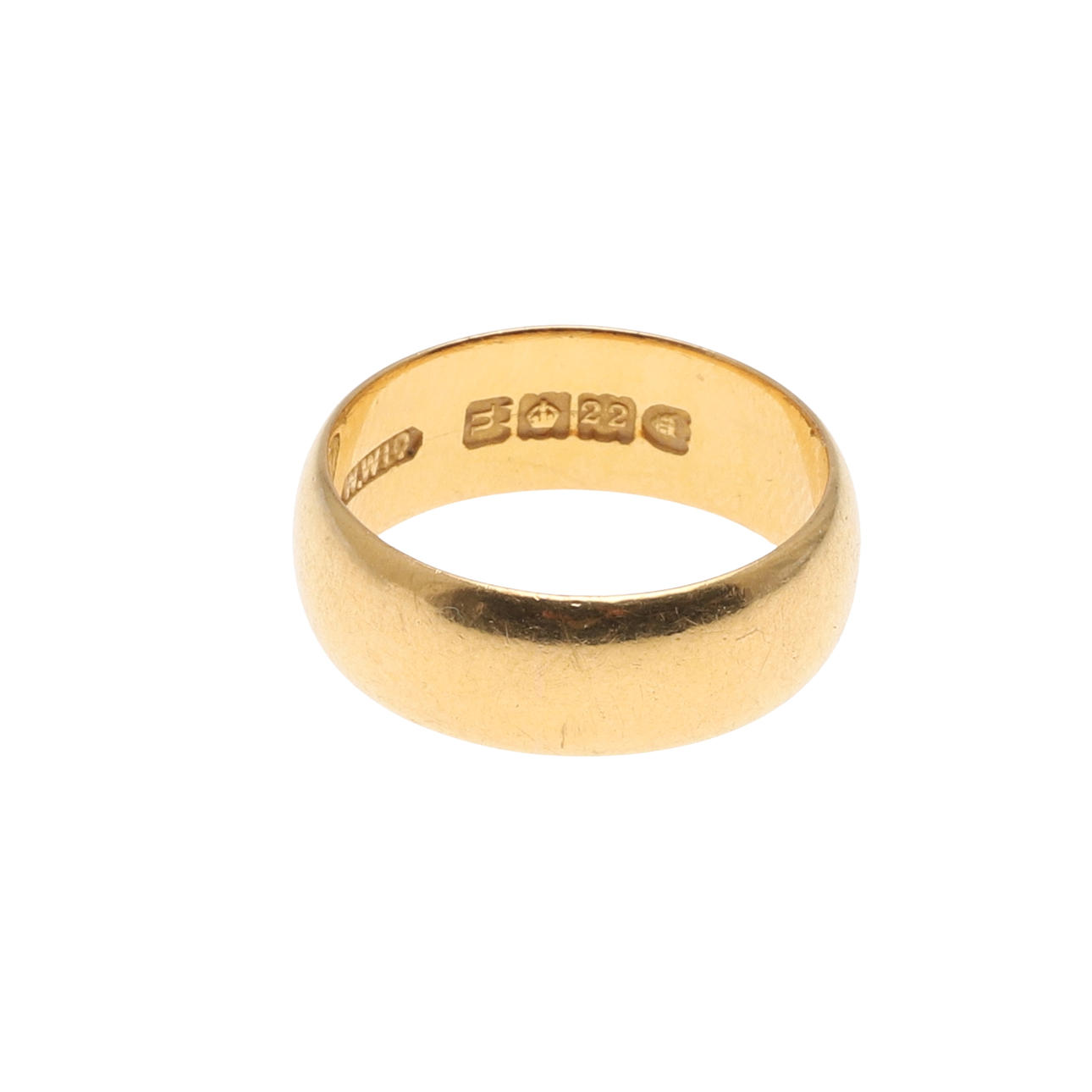 A 22 CARAT GOLD WEDDING BAND. Jewellery & Gemstones - Rings - Auctionet