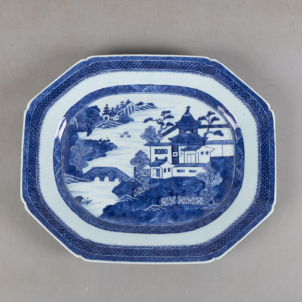 A Chinese frying pan, probably Qing dynasty, 19th century. Asiatica ...