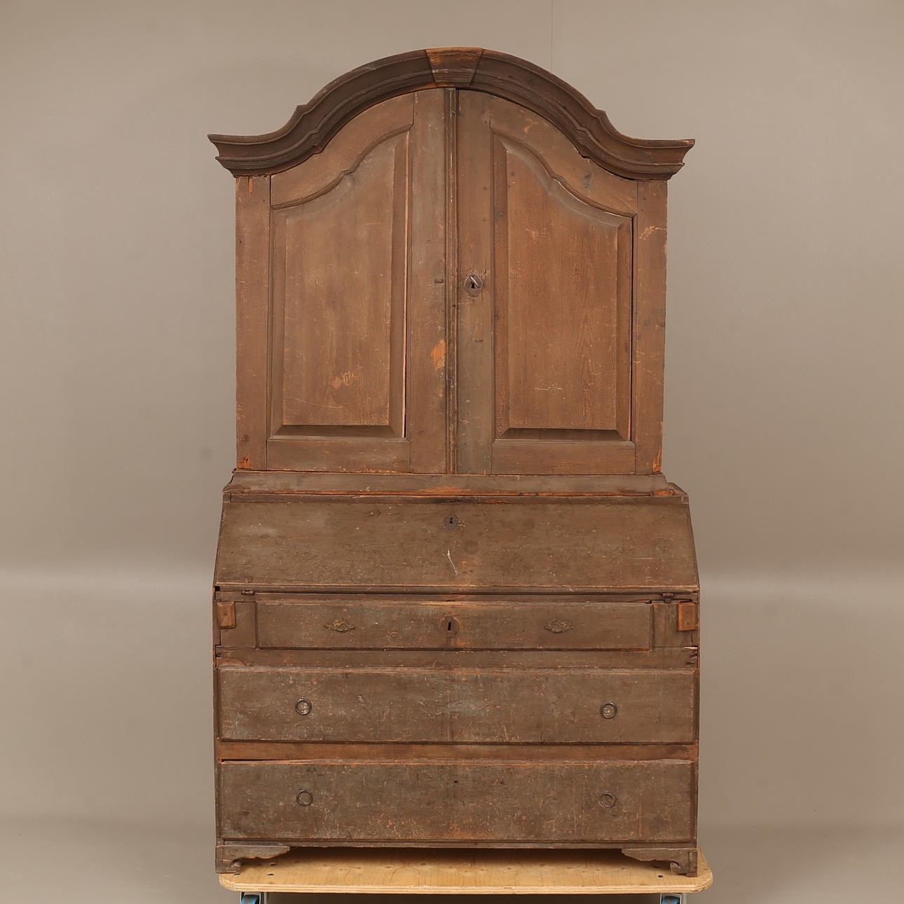 SNEDKLAFFSKÅP, allmoge, 17/1800-tal. Allmoge - Möbler - Auctionet
