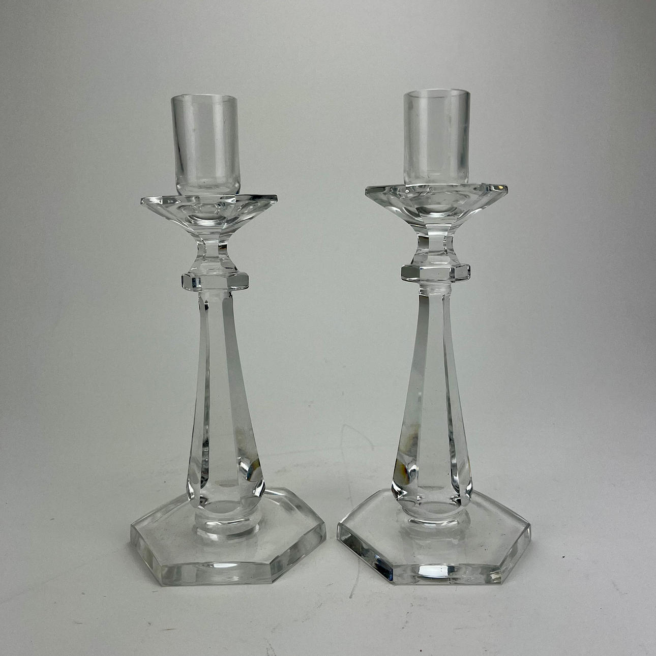 ERNEST GORDON. Ljusstakar, ett par, glas, Åfors, signerade. Belysning ...