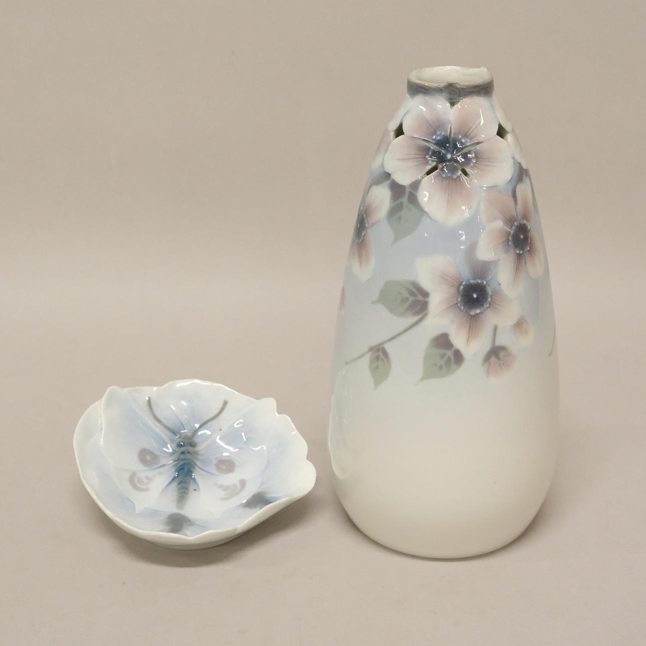 TUBE BEACH. VASE AND DISH SAUCER. ART NOUVEAU. Ceramics & Porcelain ...