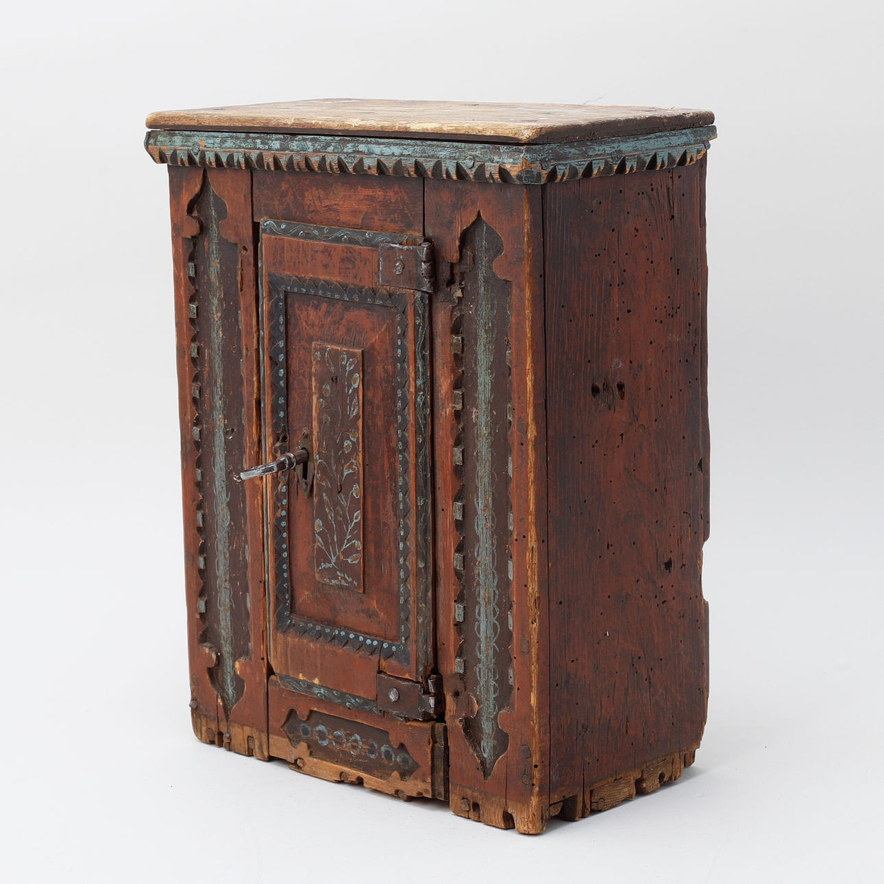 An 18th century almoge hanging cabinet. Swedish Folk Art - Other ...