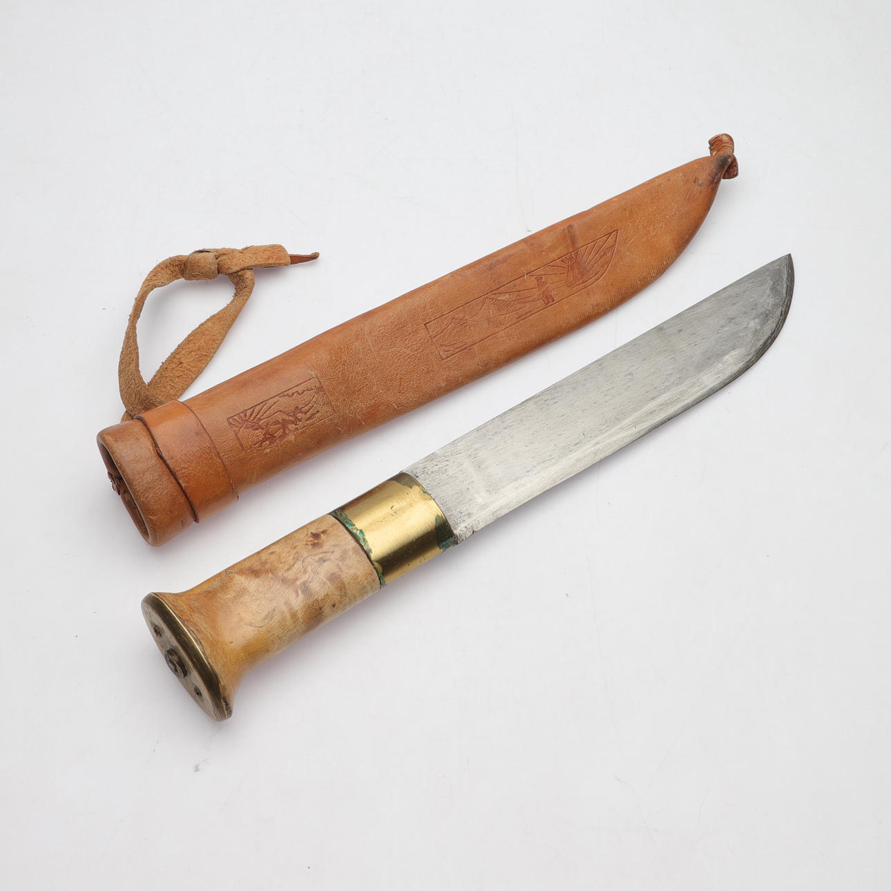A 1950's Samearbete knife by Abraham Mikkelsen, Norway. Weapons ...