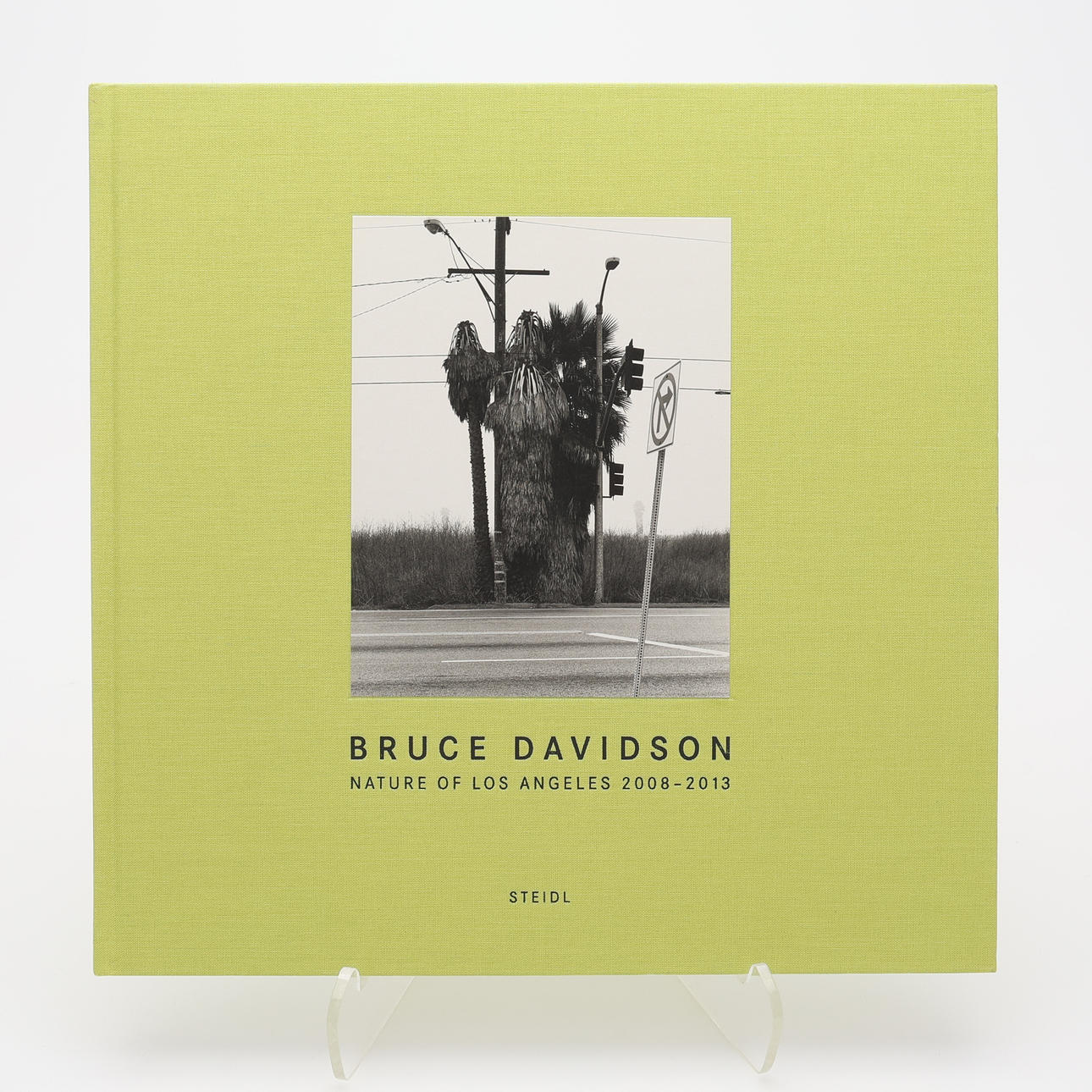 PHOTO. THE AMERICAN PHOTOGRAPHER BRUCE DAVIDSON'S “NATURE OF LOS ...