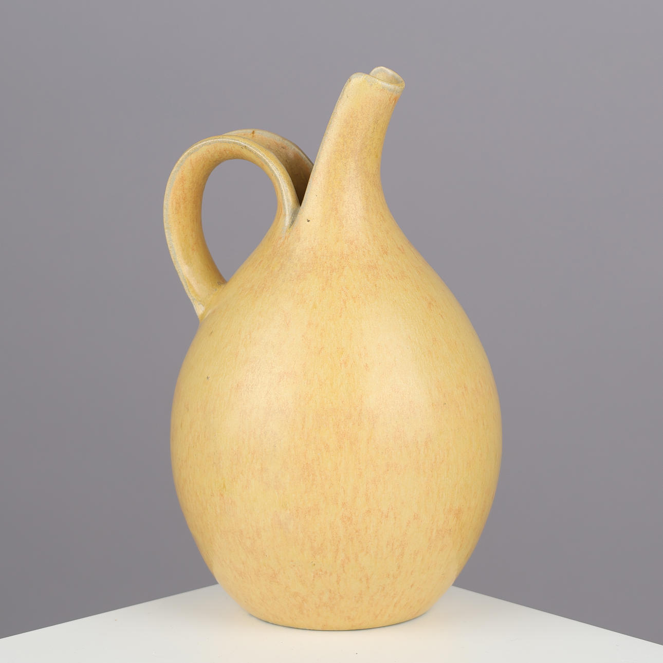 EVA STAEHR-NIELSEN. Large slit jug of glazed stoneware, Saxbo, Yellow ...