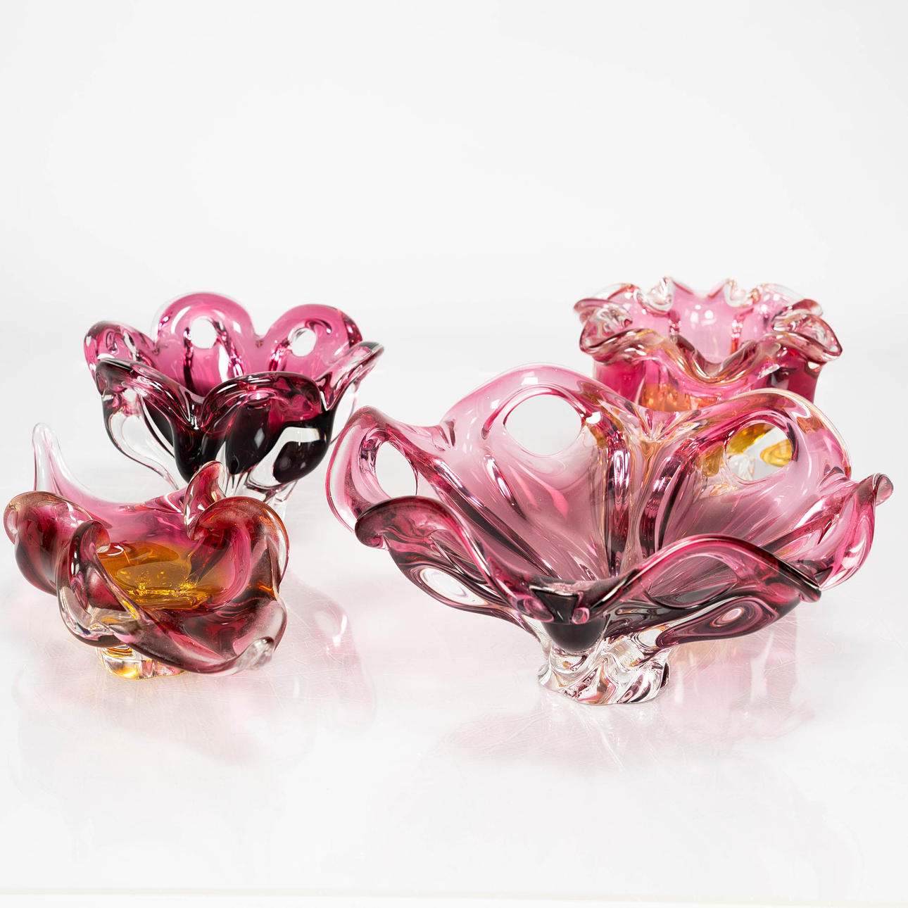 JOSEF HOSPODKA. Glasskålar, 4 delar. Tjeckoslovakien, 1900-tal. Glas ...