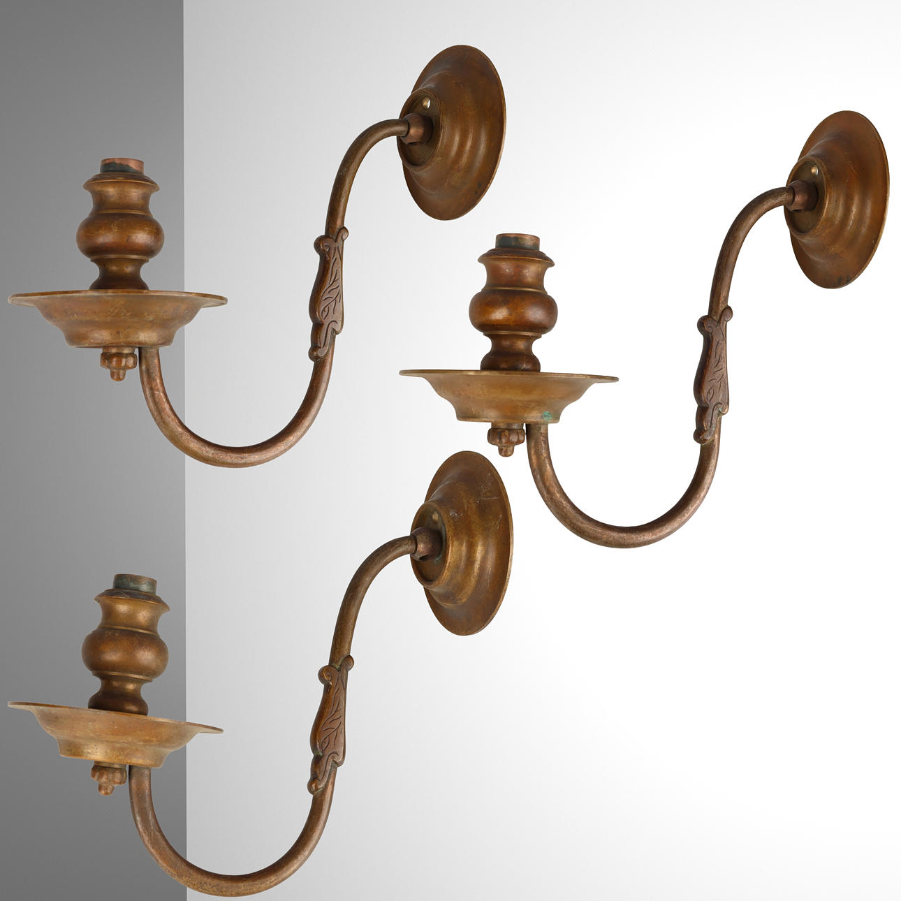 Set of three wall lamps in bronze-patinated brass, European lamp ...
