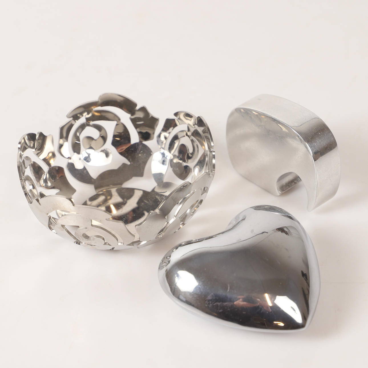 SKÅL M. M., 3 delar, vitmetall, bl. a. Alessi, Italien och Georg Jensen ...
