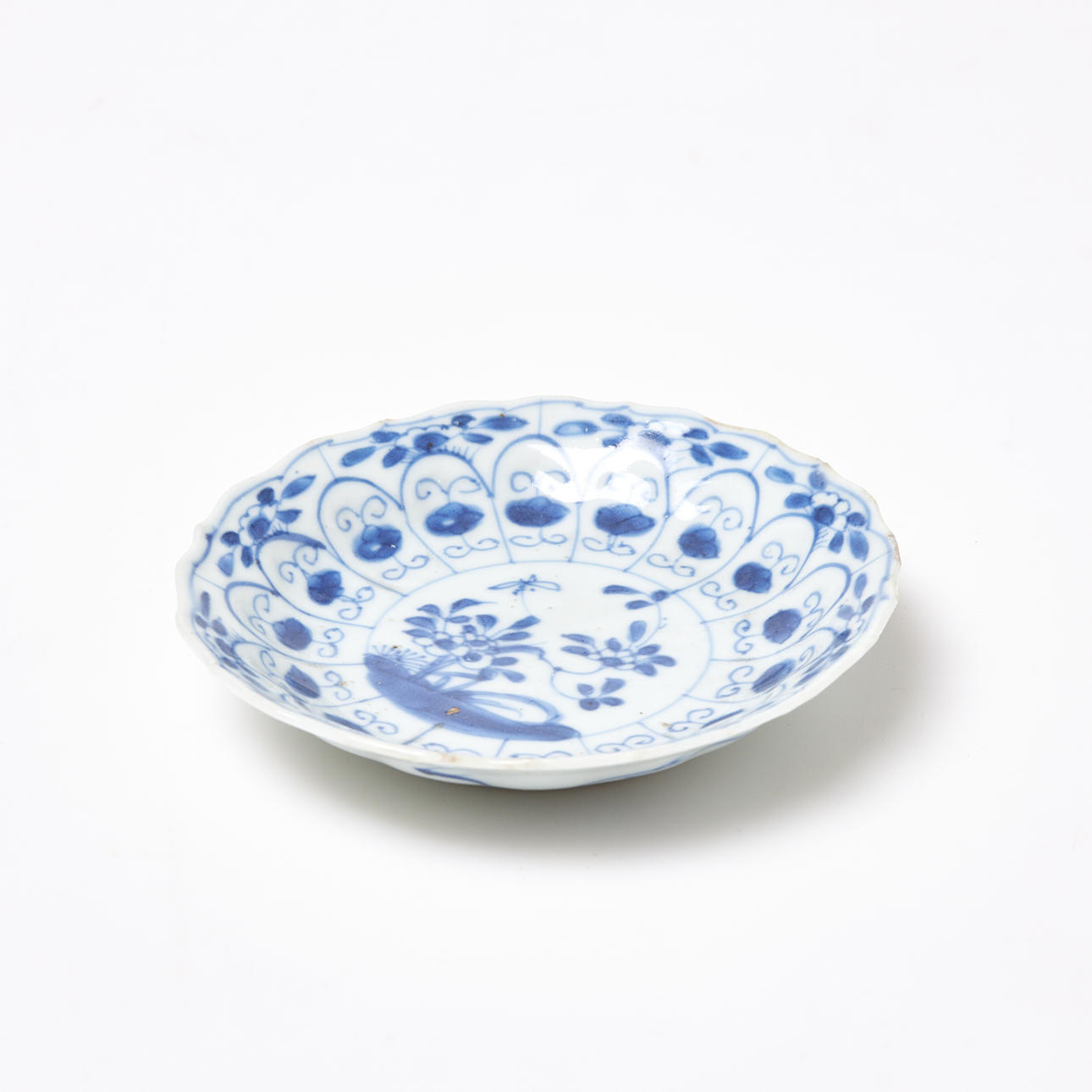 BOWL. China, porcelain Kangxi (1662-1722), underglaze blue. Asiatica ...