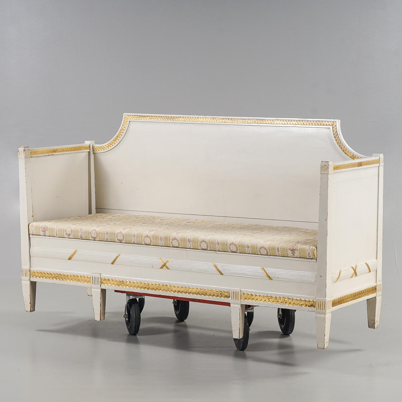 UTDRAGSSOFFA Gustaviansk stil, 1800-tal. Möbler - Soffor & Sittgrupper ...