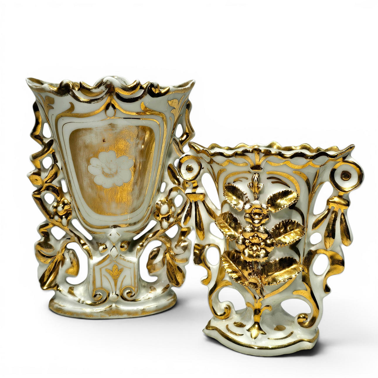 Two Elizabethan porcelain vases. Asiatica - Ceramics & Porcelain ...
