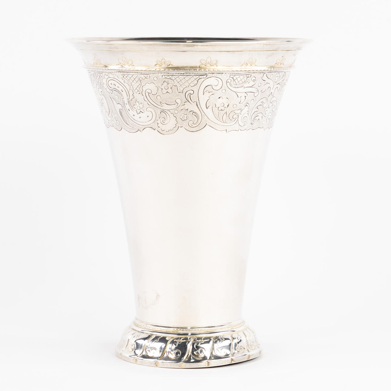 TAGE GÖTHLIN. vas, silver. Silver & Metall - Silver - Auctionet