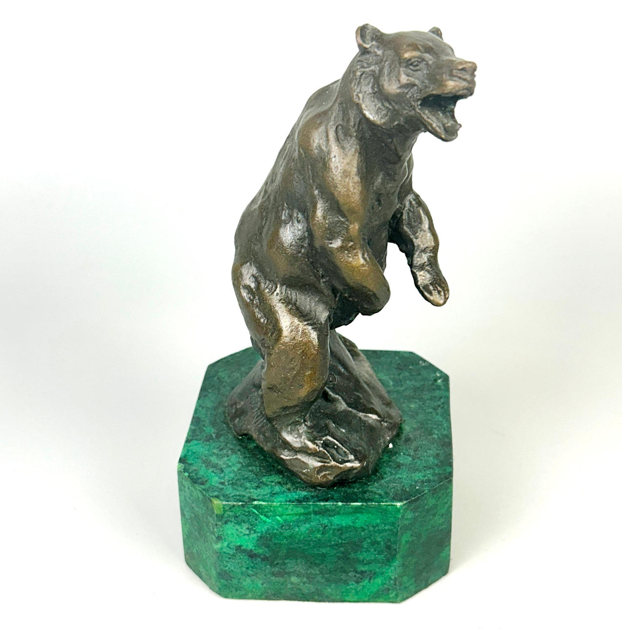 BJÖRN I BRONS. Konst - Skulptur - Auctionet
