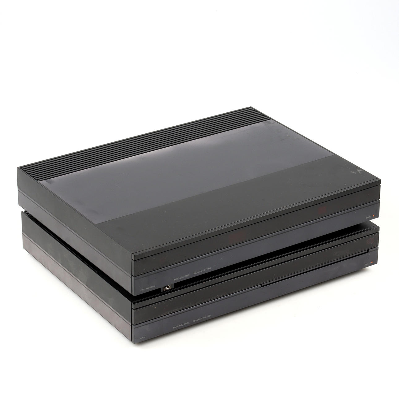 BANG & OLUFSEN, 3 pieces, Beogram CD 7000, Beomaster 7000 and BeoCom ...