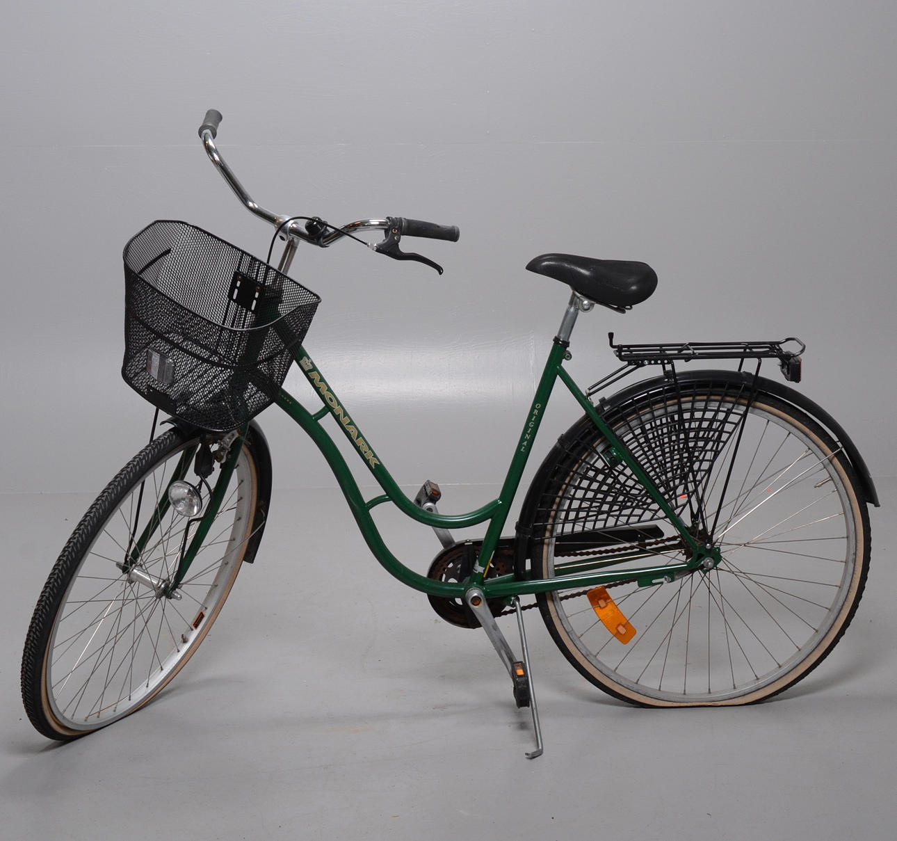 DAMCYKEL, Monark 28". Fordon, Båtar & Delar - Cyklar - Auctionet