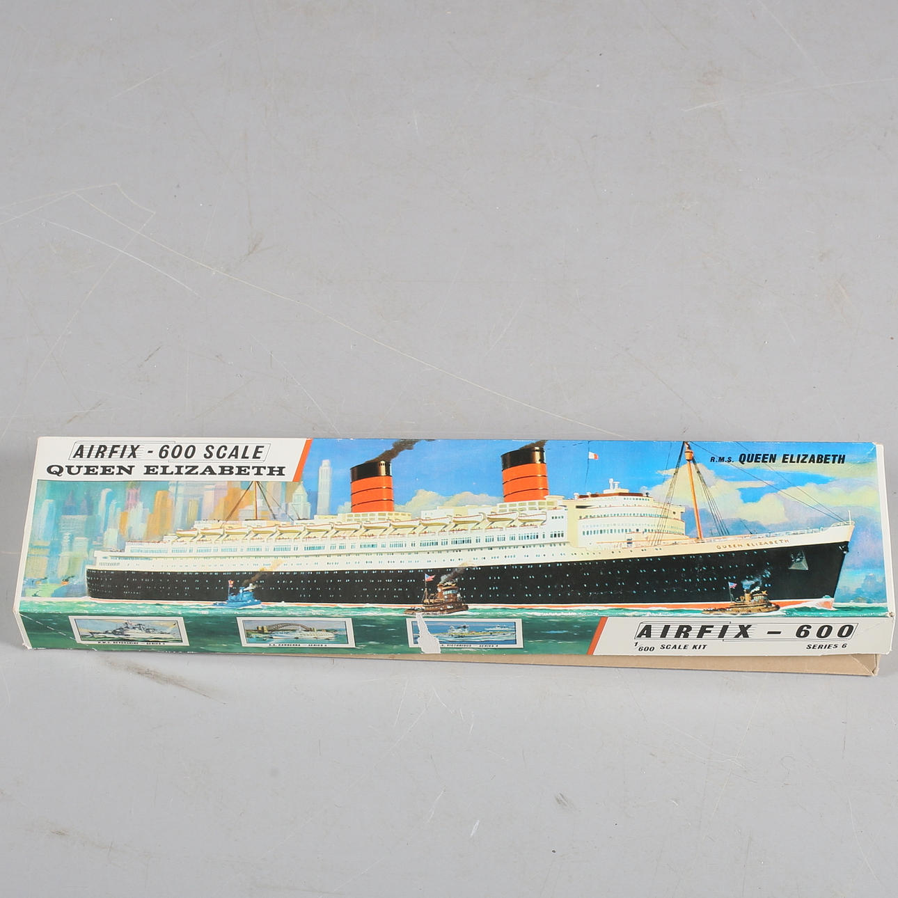 KIT, Airfix-600, RMS Queen Elisabeth, F601S, 1960s. Toys - Auctionet