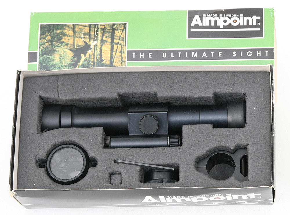 RÖDPUNKTSIKTE, svenskt, fabrikat Aimpoint, modell 3000. Foto, Kameror ...