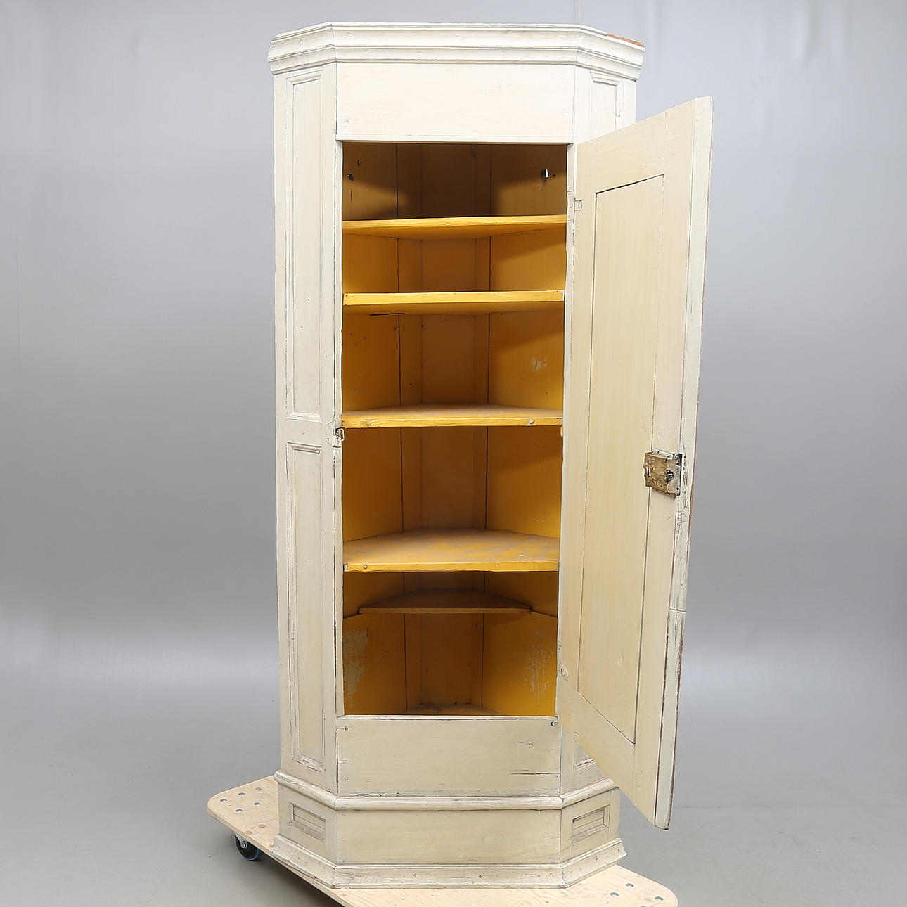 Corner Cabinet Folklore 1700s 1800s Swedish Folk Art Furniture
