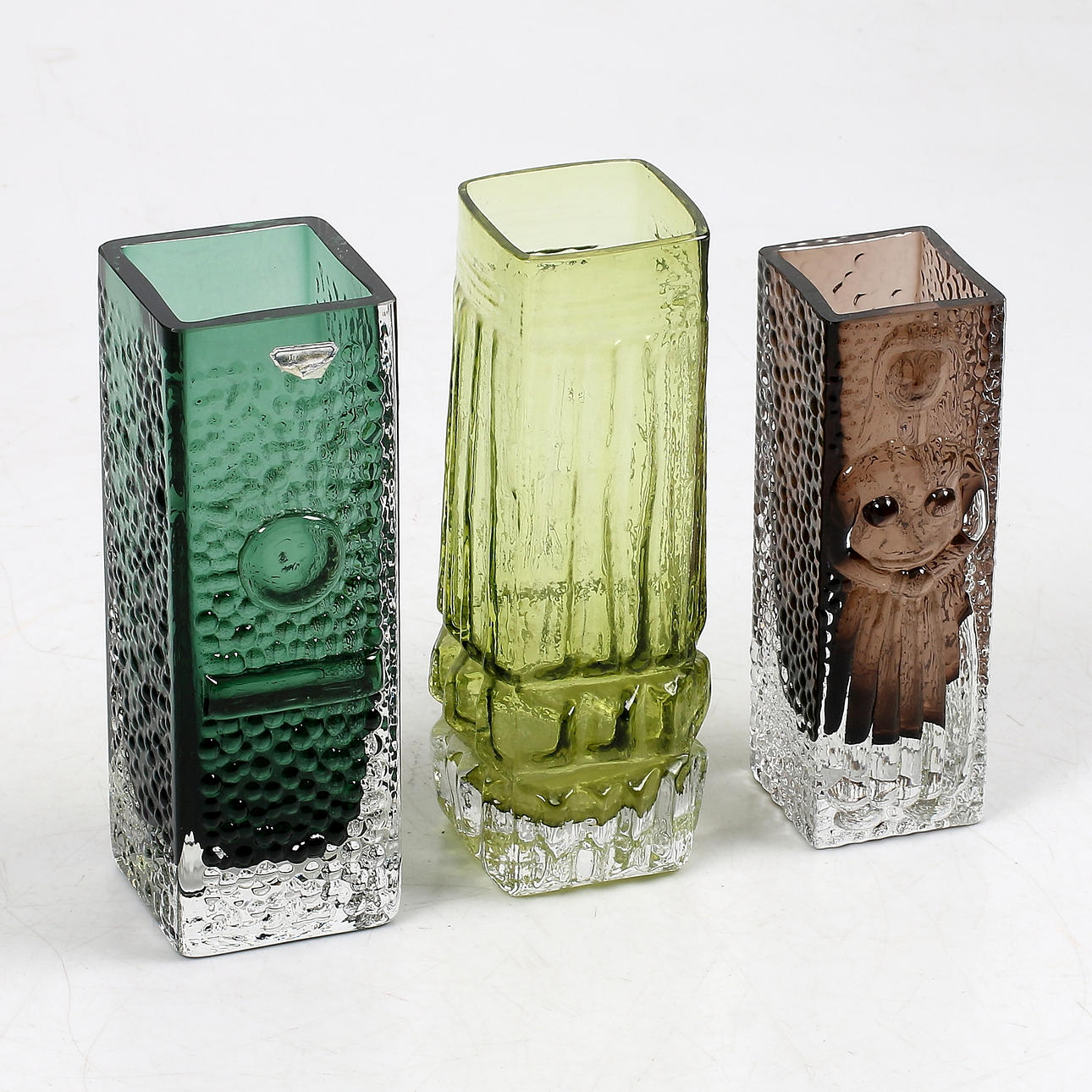 VASER, 3 st. glas, Josef Schott, Smålandshyttan, 1900-talets mitt. Glas ...