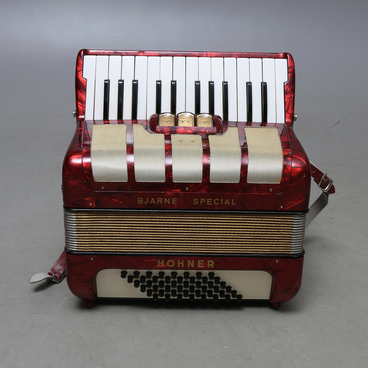 DRAGON, Hohner Bjarnes Special, 1900s. Collectables - Musical ...