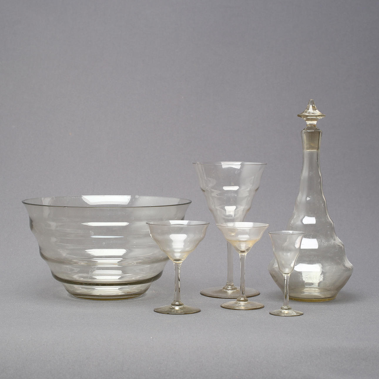 GLASSERVIS, 47 delar, "Fyliga", Gerda Strömberg för Eda Glasbruk, 1920/ ...